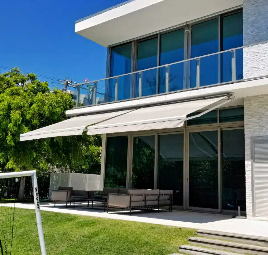 Motorized Retractable Awnings For Decks & Patios | Valrose